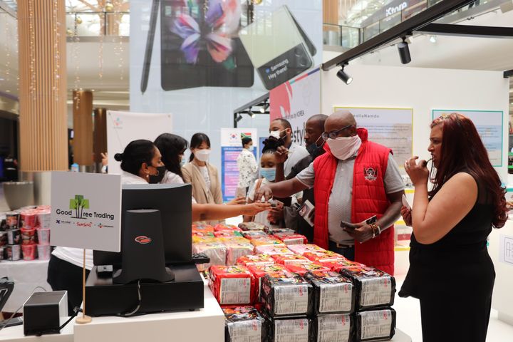 "불닭·신라면, 아프리카서도 인기 뜨겁다" K푸드 열기 확산 :: 공감언론 뉴시스