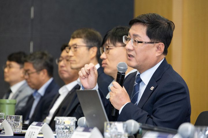 2035 NDC 목표, 정부안서 '살짝' 올린 53~61%…전문가 평가 엇갈려 :: 공감언론 뉴시스